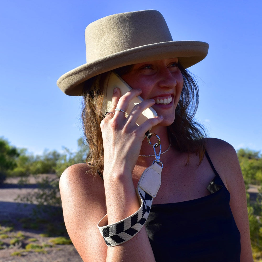 Clip & Go - Phone Strap – SaveTheGirls